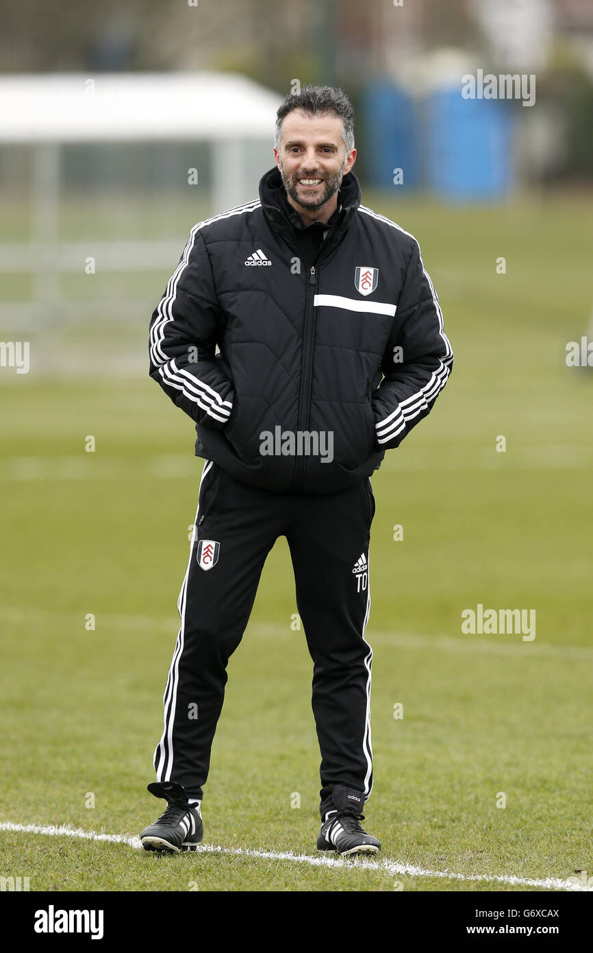 Fulham open training session hi-res stock photography and images - Alamy