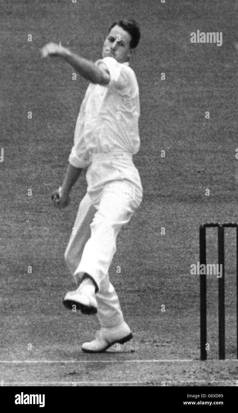 Gloucestershire county cricket Black and White Stock Photos & Images ...