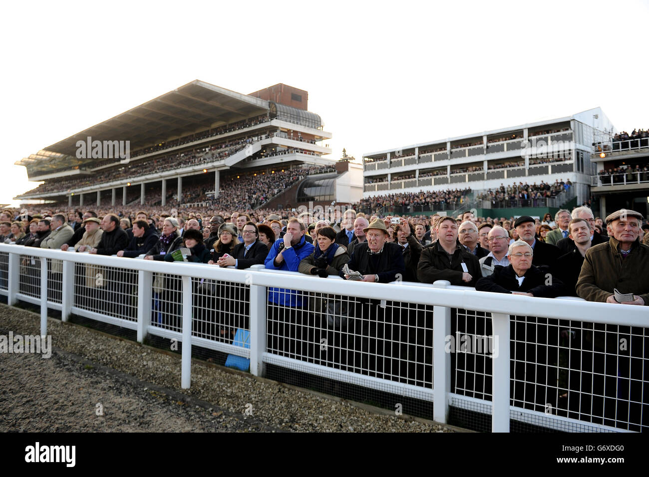 Spectators watching the Terry Biddlecombe National Hunt Chase from the ...
