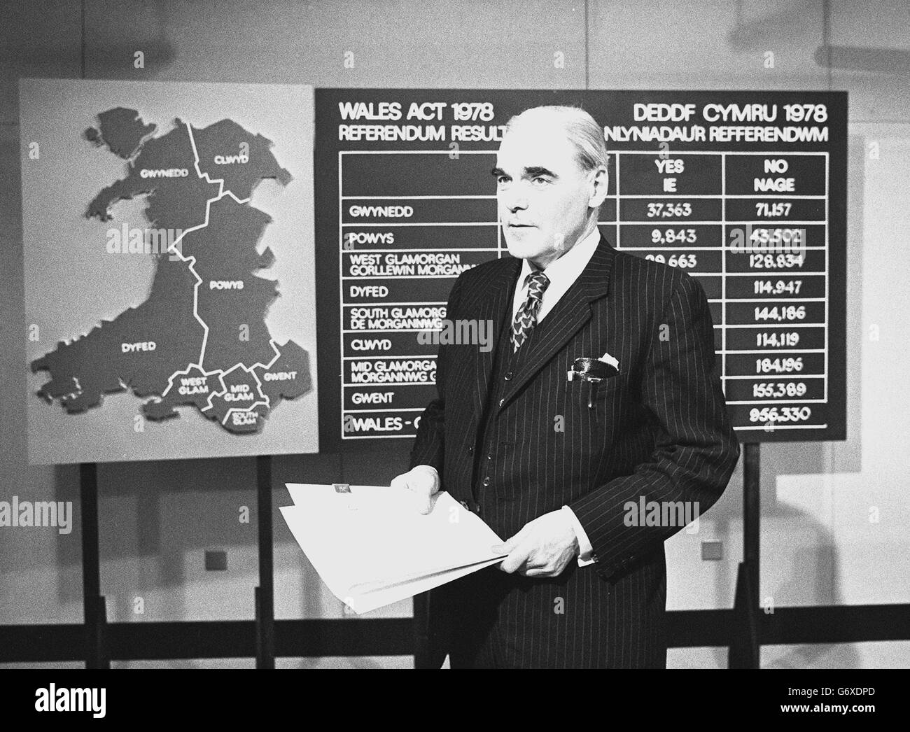 Devolution map Black and White Stock Photos & Images - Alamy