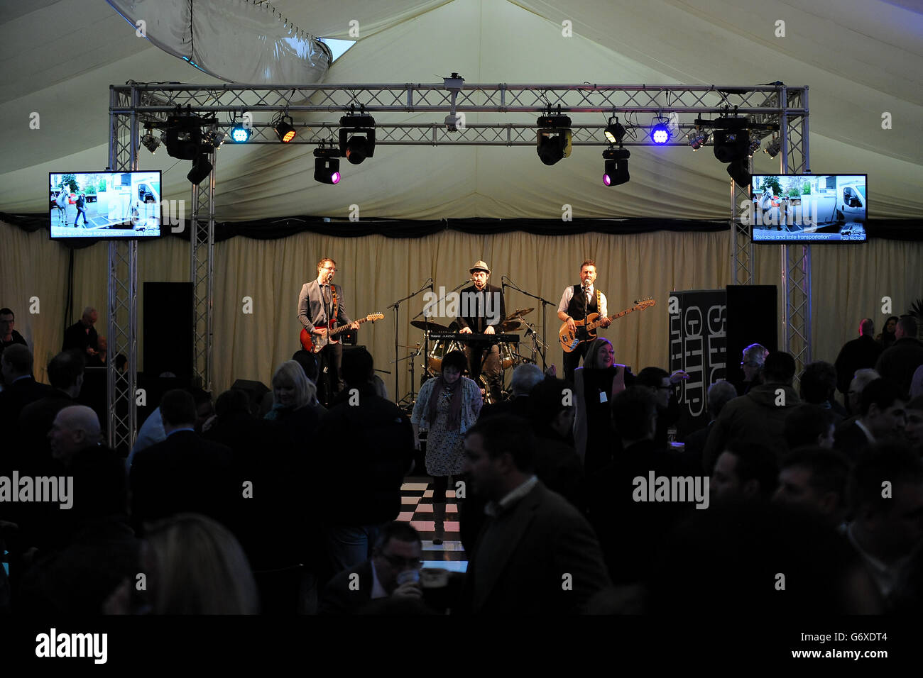 A band perform inside the Final Flight Bar on Day One of Cheltenham ...
