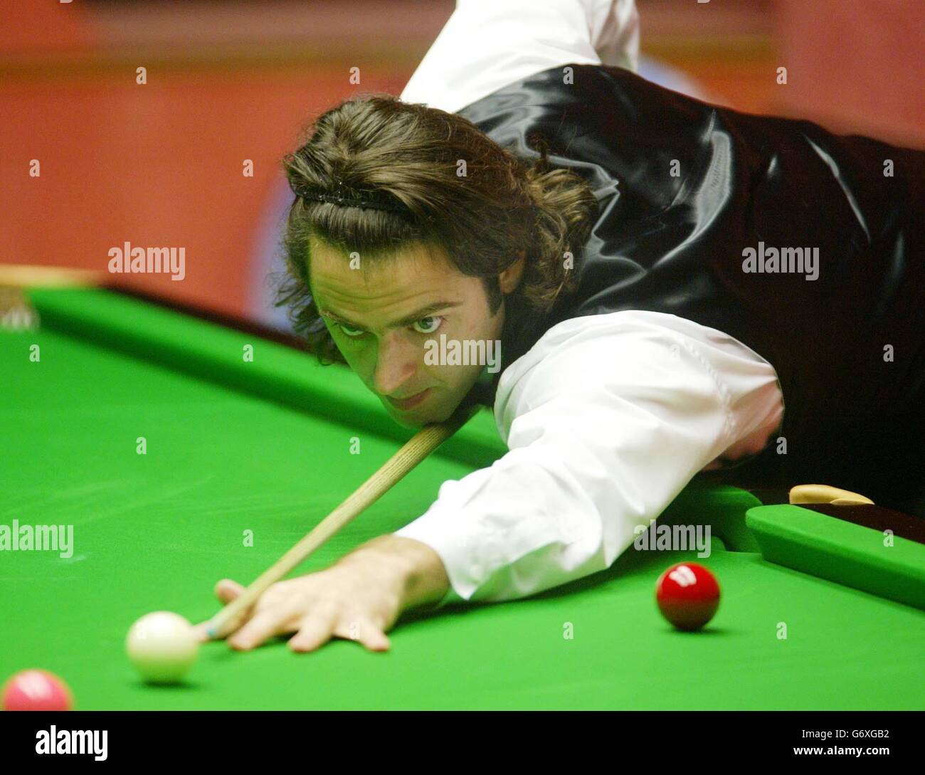 Ronnie O'Sullivan Snooker World Championship Stock Photo - Alamy