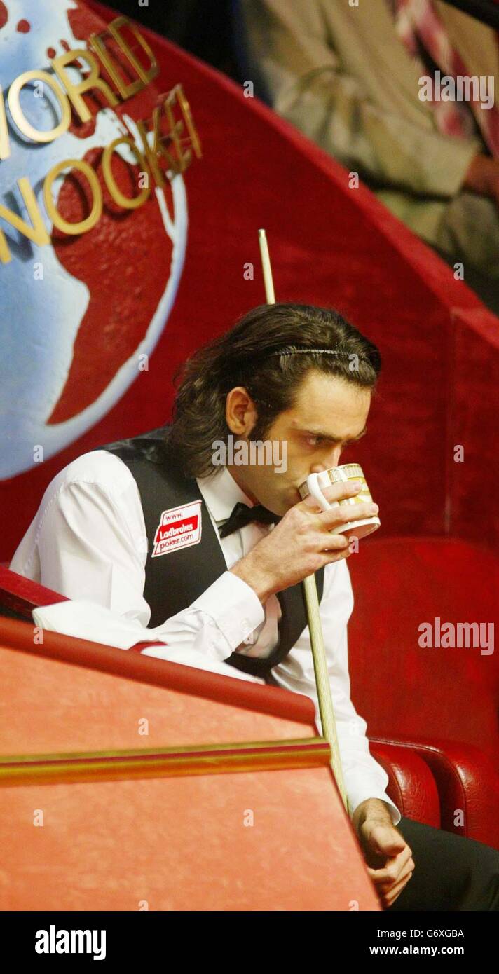 Sport snooker ronnie osullivan anthony hamilton hi-res stock ...