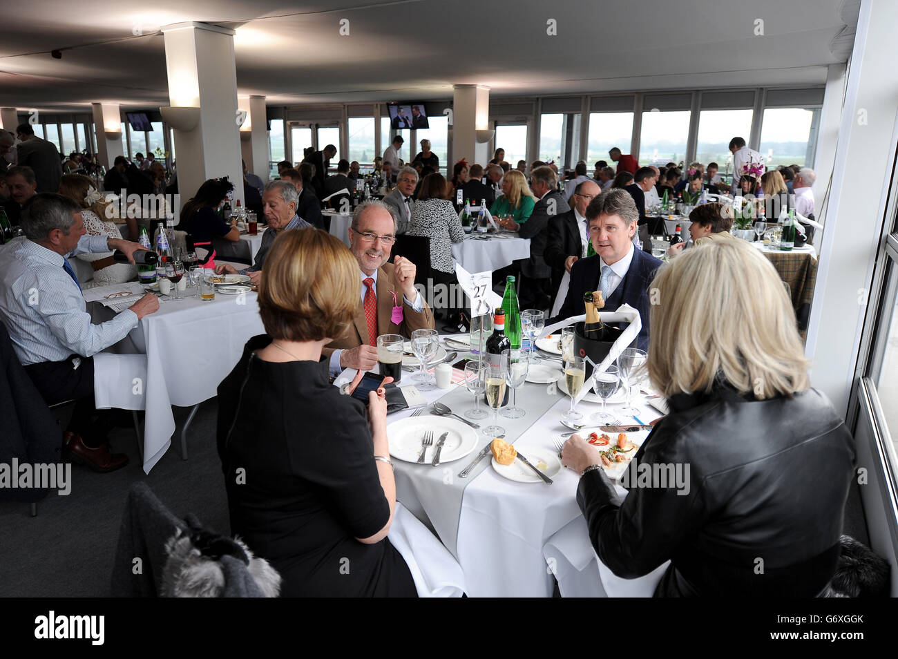 Guests enjoy fine dining in the Final Fence Restaurant Stock Photo - Alamy