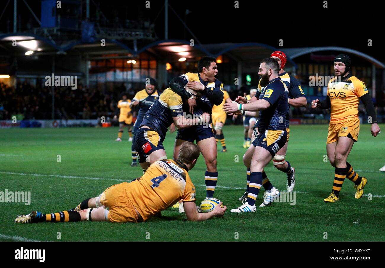 Worcester's Sam Betty is congratulated by David Lemi after scoring ...