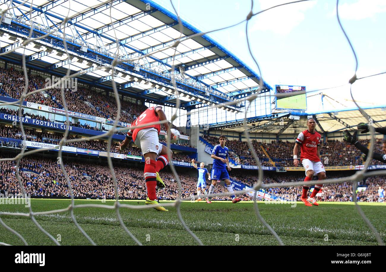 Soccer - Barclays Premier League - Chelsea v Arsenal - Stamford Bridge ...