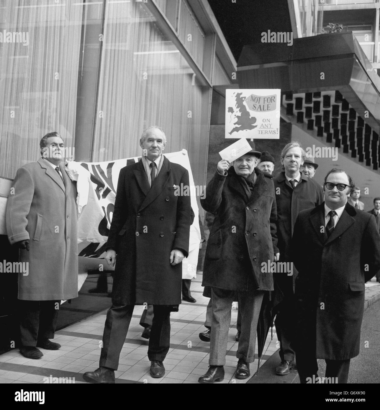 Mark jenkins Black and White Stock Photos & Images - Alamy