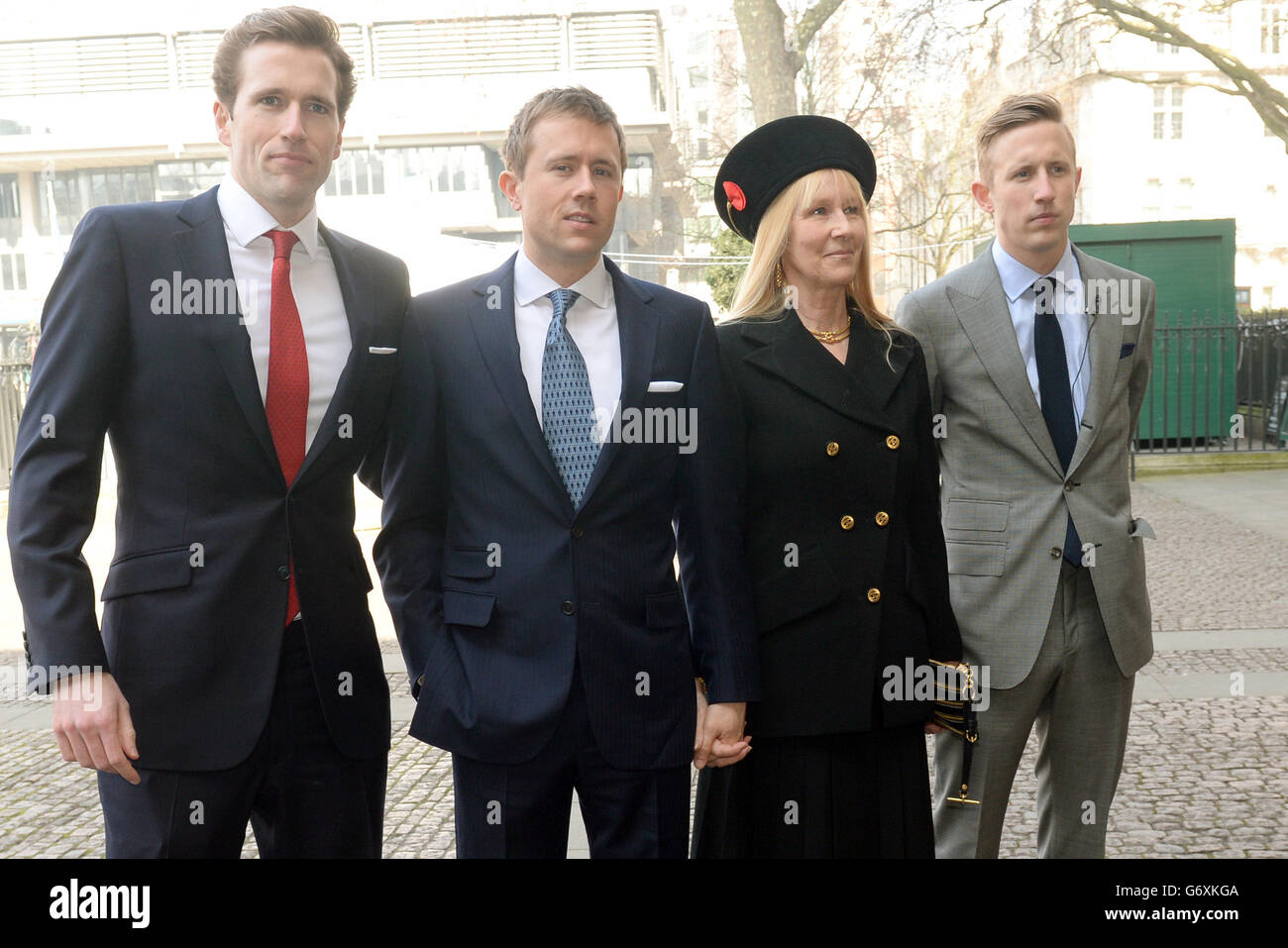 Sir david frost with his wife lady carina sons hi-res stock photography ...