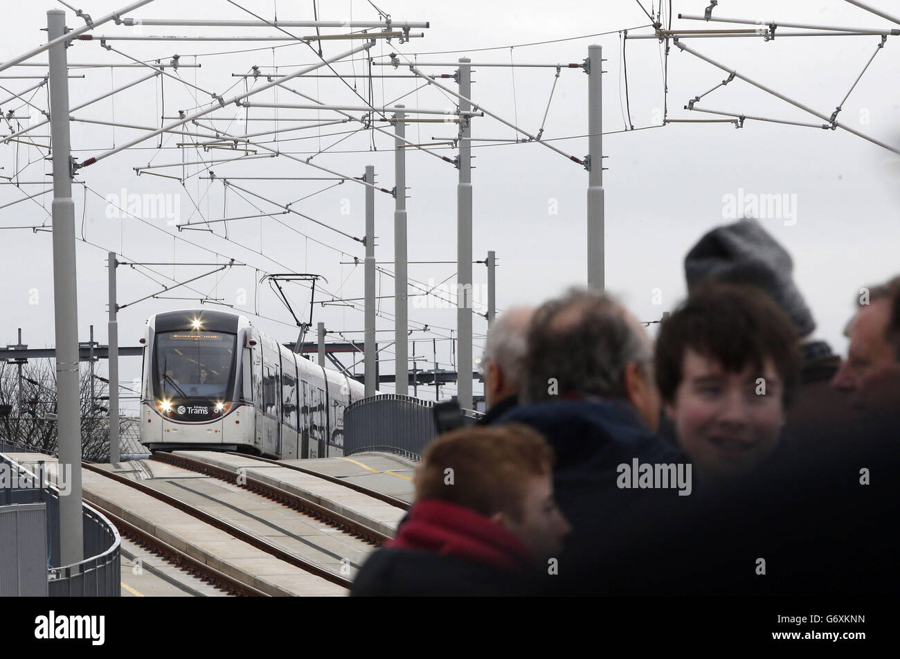Crowd management hi-res stock photography and images - Alamy