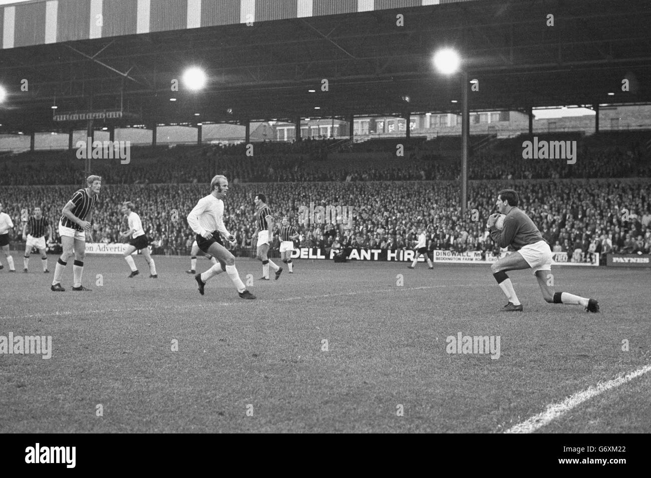 Crystal Palace goalkeeper John Jackson catches the ball watched by ...