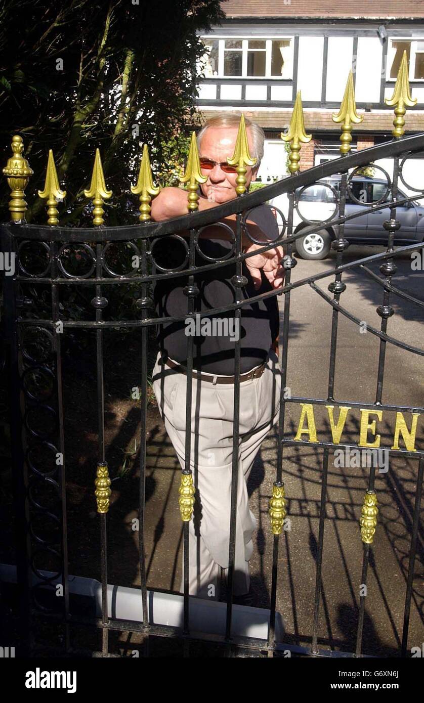 Ron atkinson home hi-res stock photography and images - Alamy