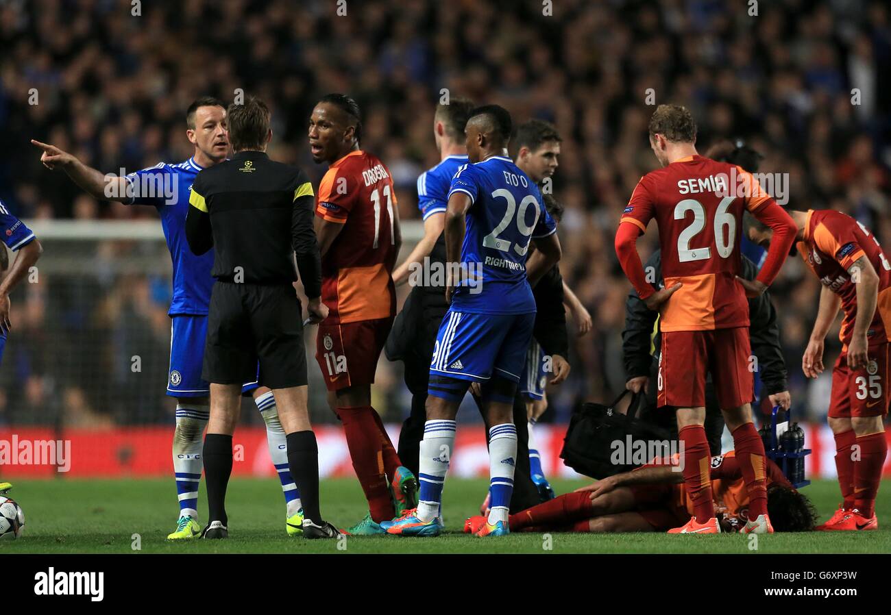 Galatasaray's Didier Drogba speaks with referee Felix Brych and Chelsea ...