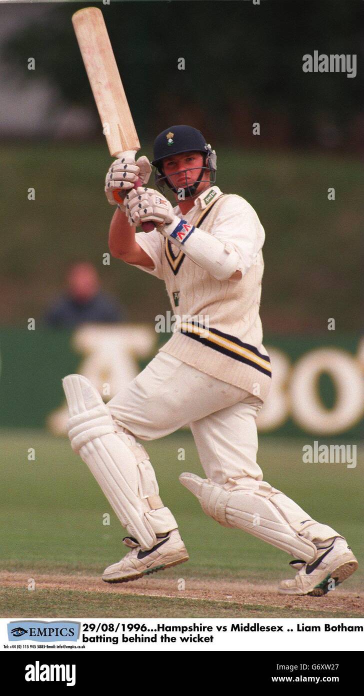 29/08/1996. Hampshire vs Middlesex. Liam Botham batting behind the ...