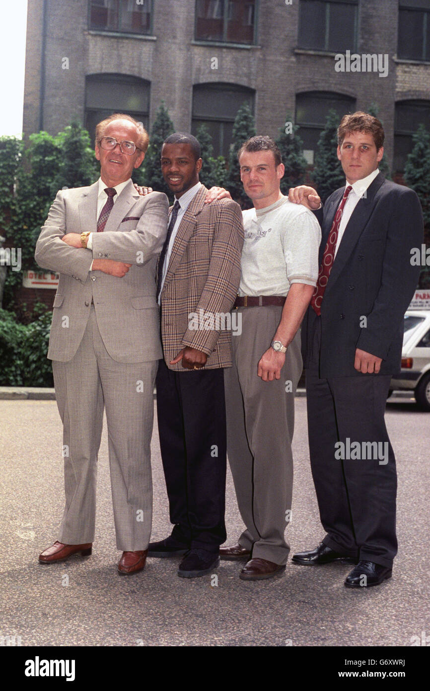 Boxing - Promoter Mickey Duff Stock Photo - Alamy