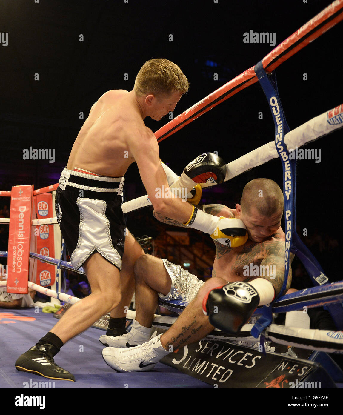 Boxing metro radio arena hi-res stock photography and images - Alamy