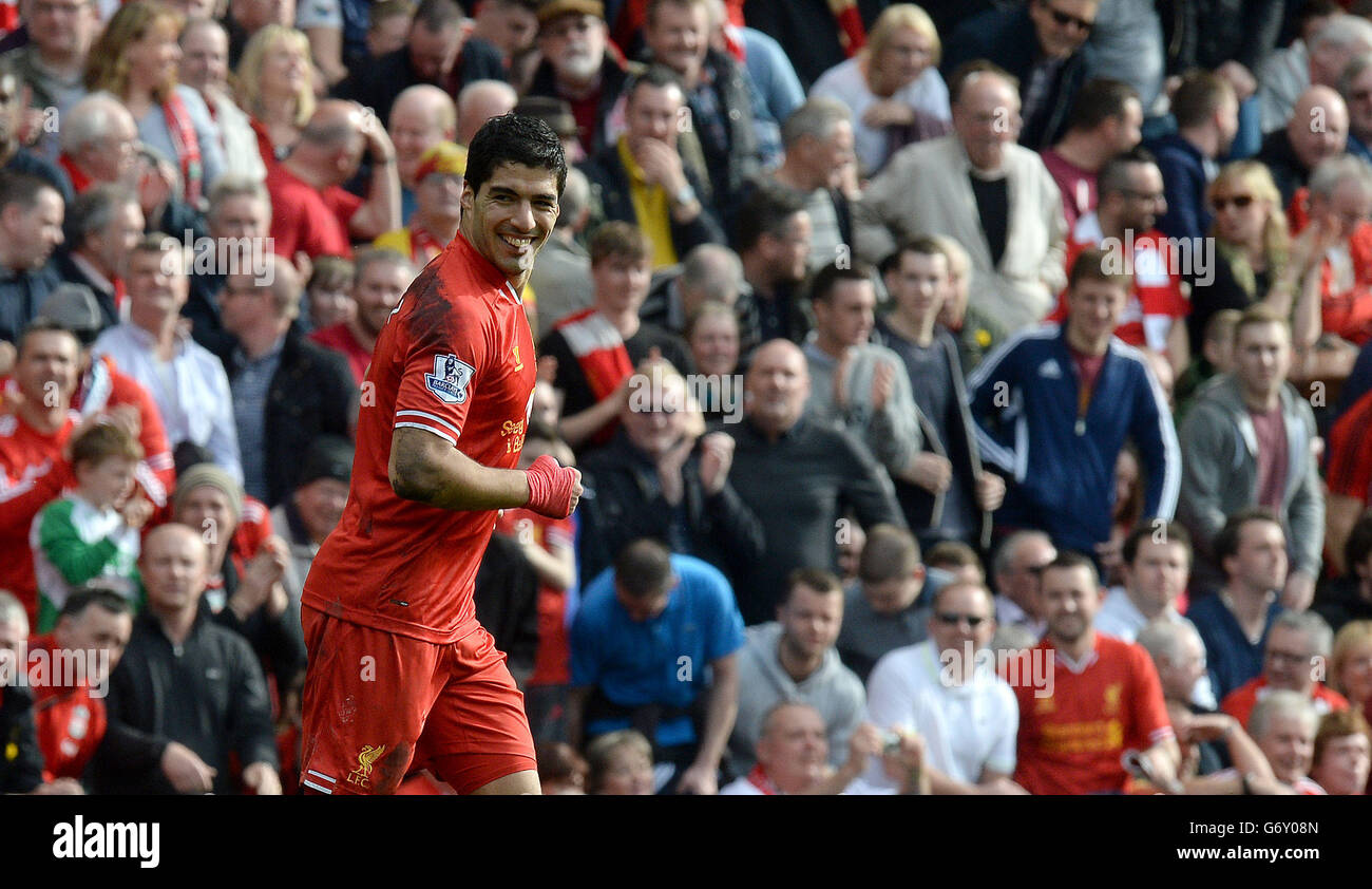 Liverpools luis suarez celebrates his goal hi-res stock photography and ...