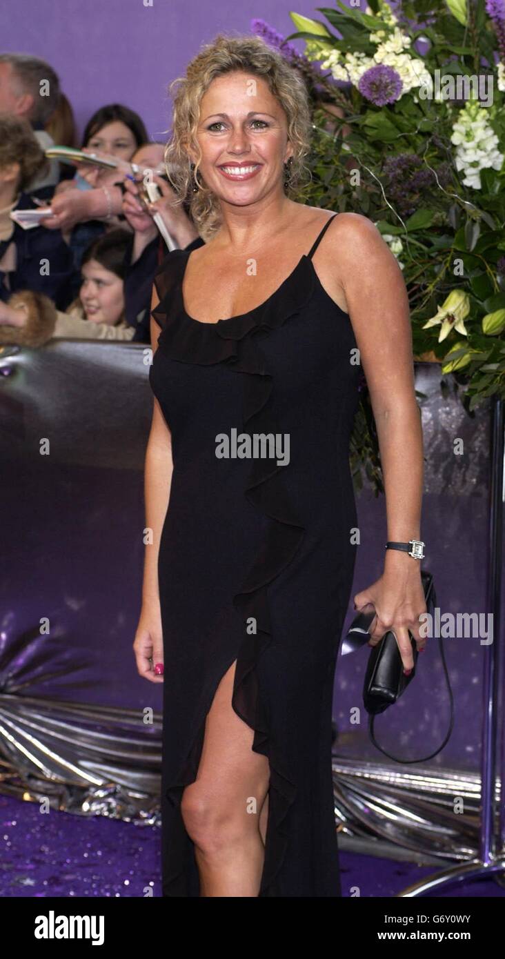 Showbiz celebrity soap awards actress black dress lucy benjamin hi-res ...