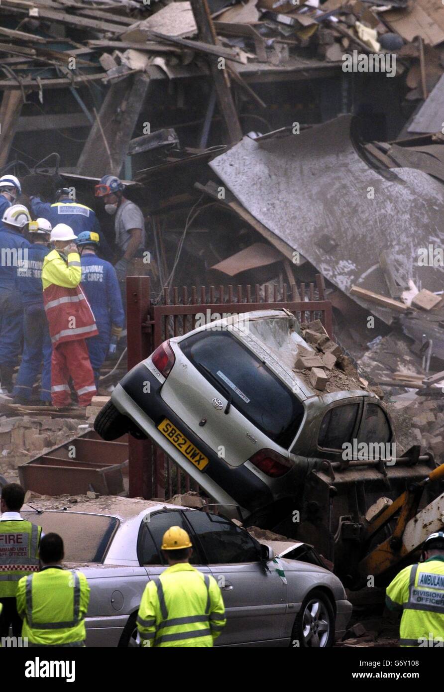 Glasgow factory explosion Stock Photo - Alamy