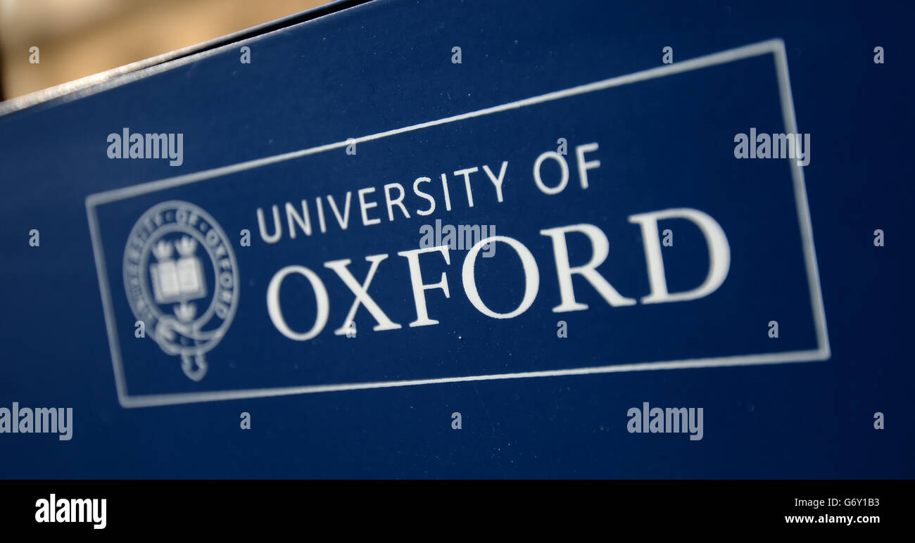 Oxford sign hi-res stock photography and images - Alamy