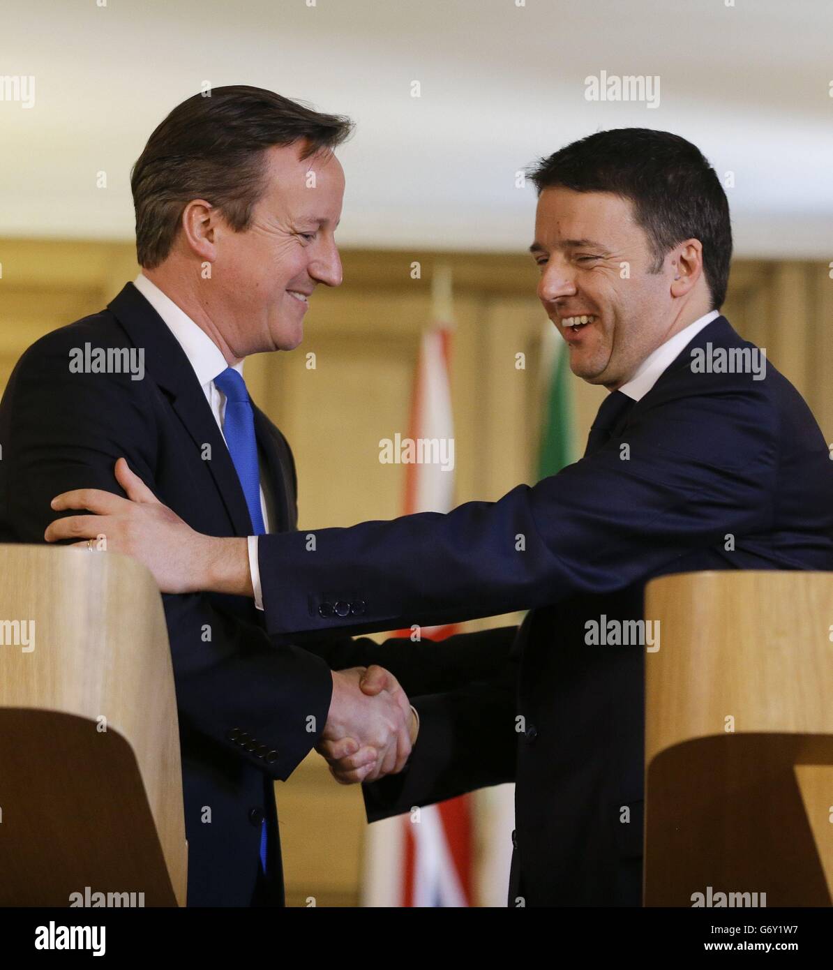 Prime Minister David Cameron, left, and Italian Prime Minister Matteo ...