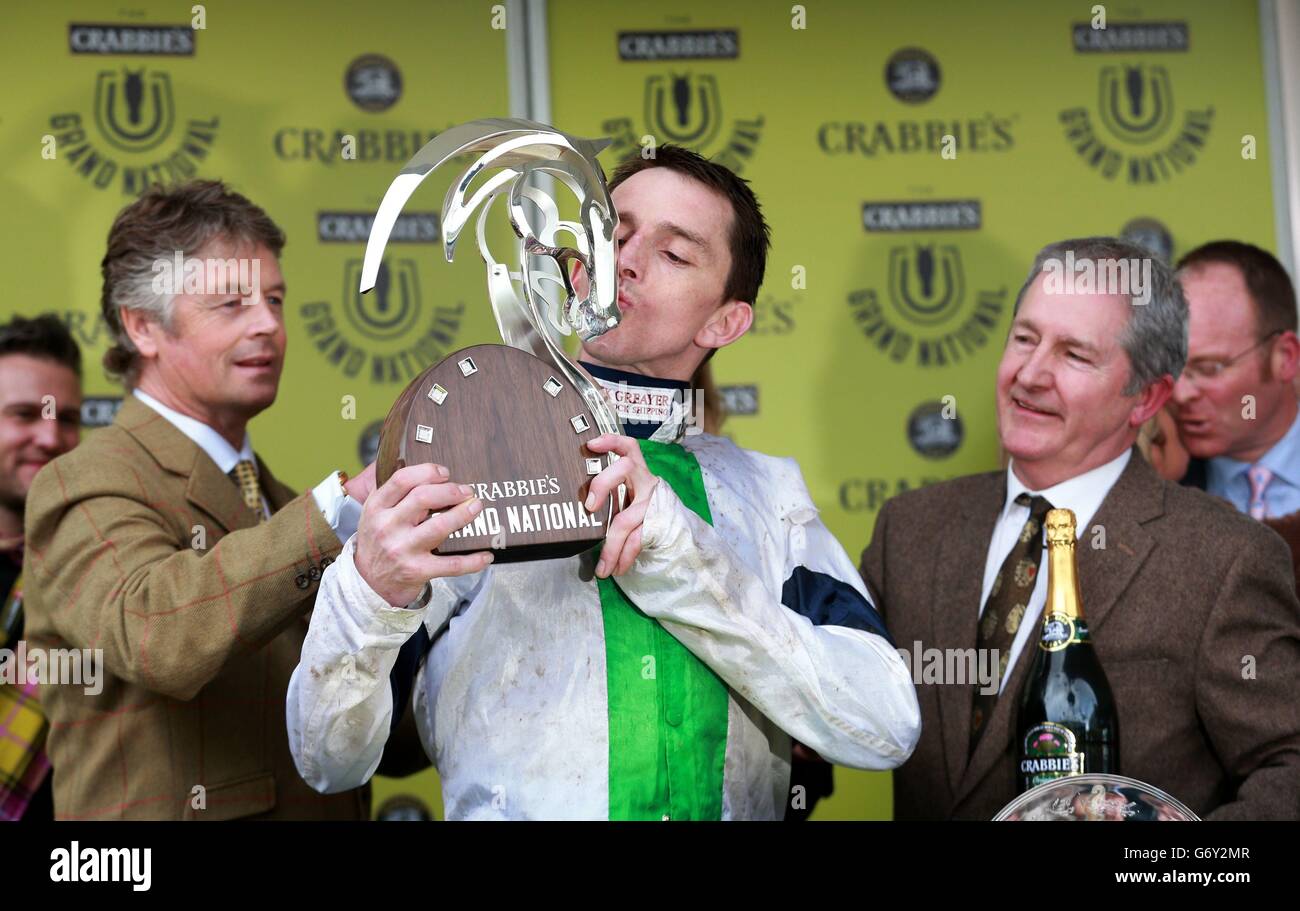 Horse Racing - The Crabbie's Grand National 2014 - Grand National Day ...