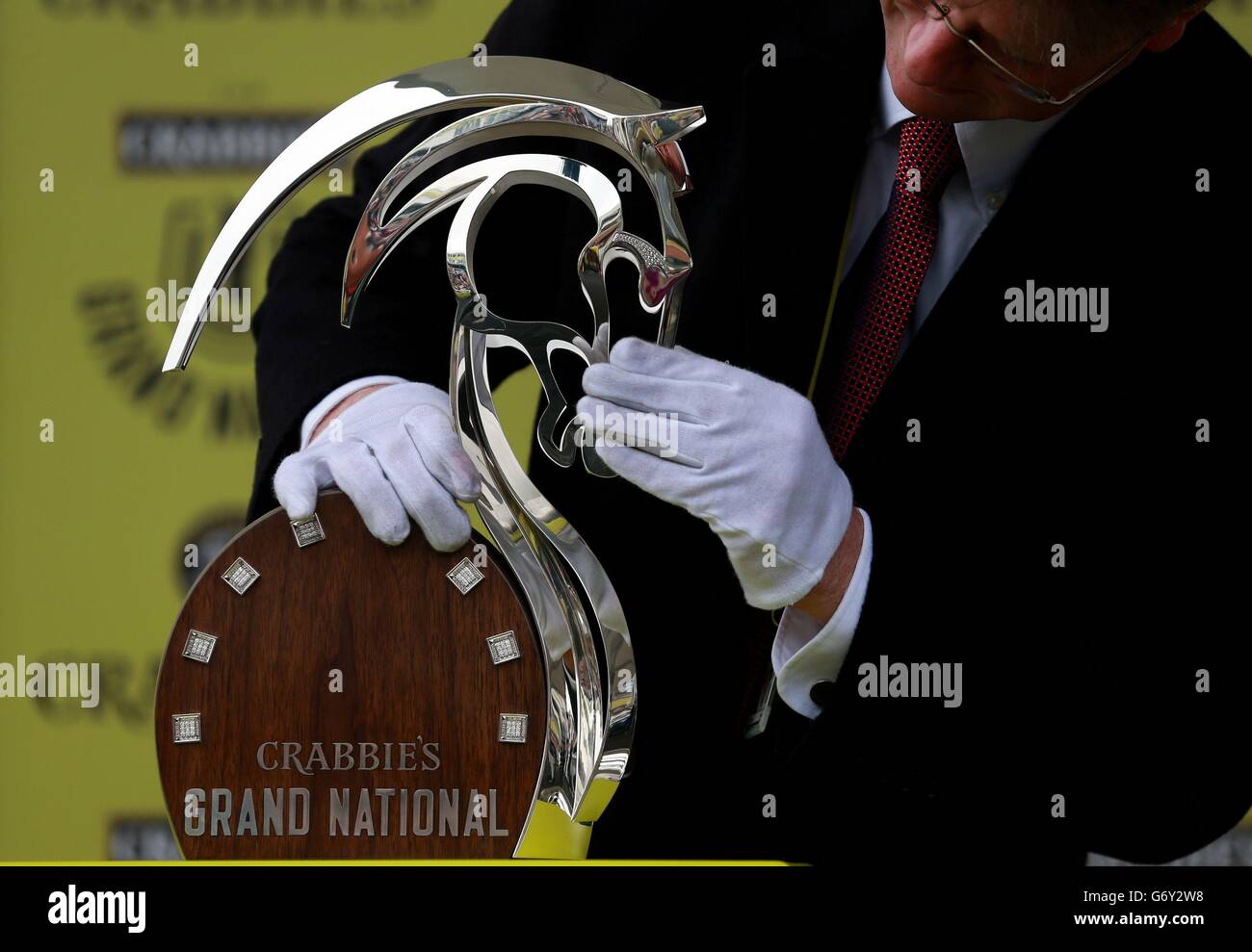 Horse Racing - The Crabbie's Grand National 2014 - Grand National Day ...