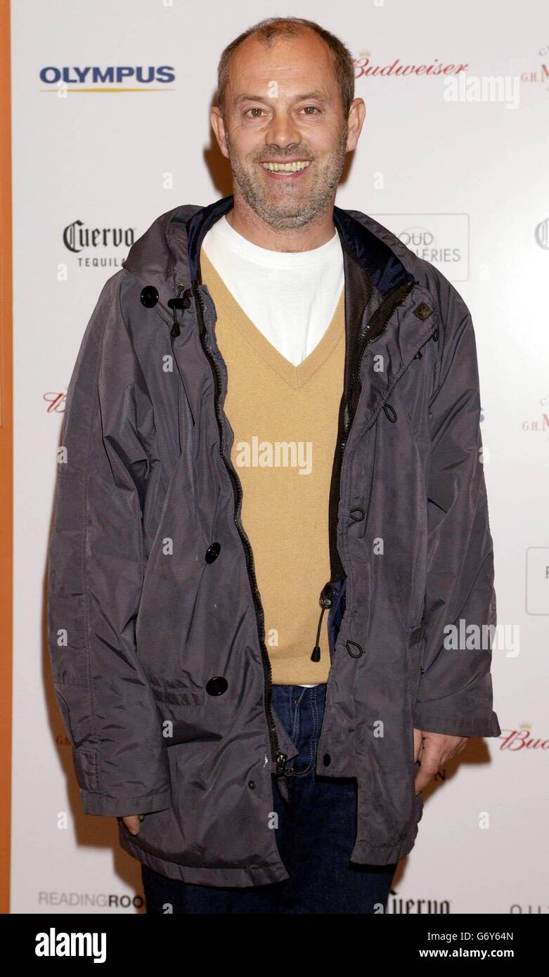 Keith Allen arrives for the private view of photographer Amelia ...