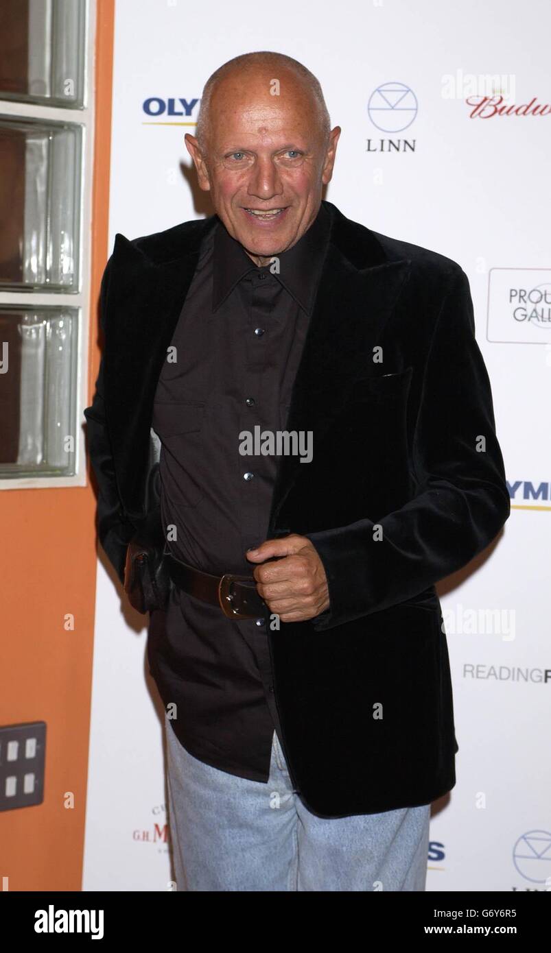 Photography exhibition actor director steven berkoff hi-res stock ...