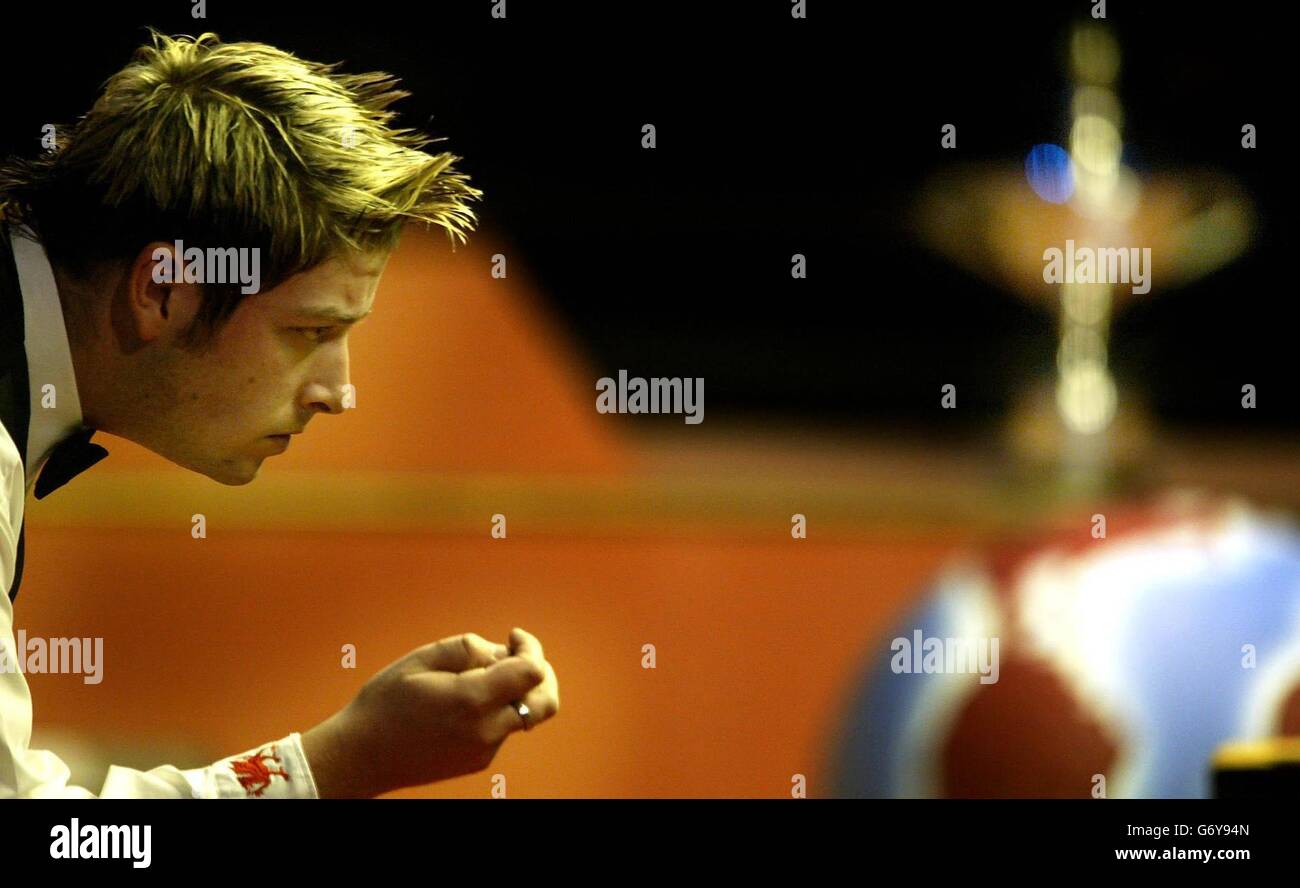 Matthew Stevens during his semi-final match against Graeme Dott in the ...
