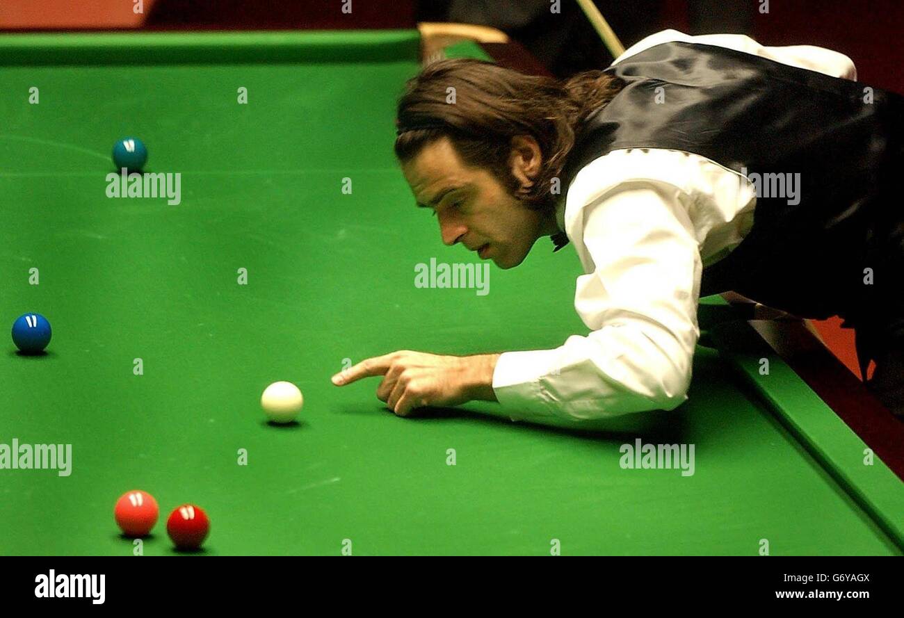 Ronnie O'Sullivan World Snooker Championships final Stock Photo - Alamy