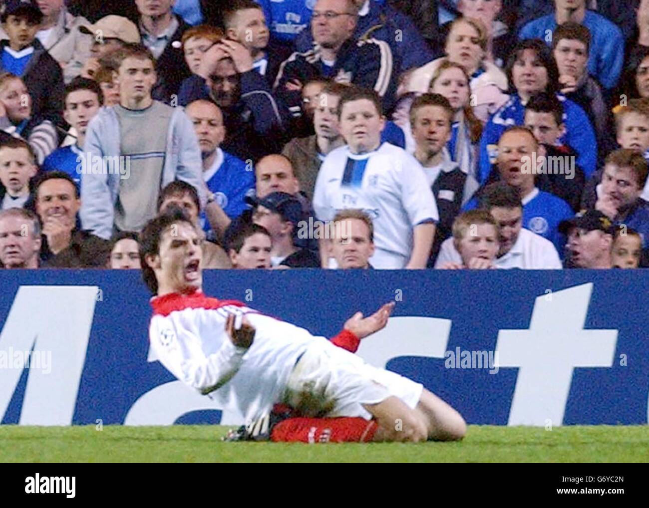 Chelsea v monaco stamford bridge hi-res stock photography and images ...