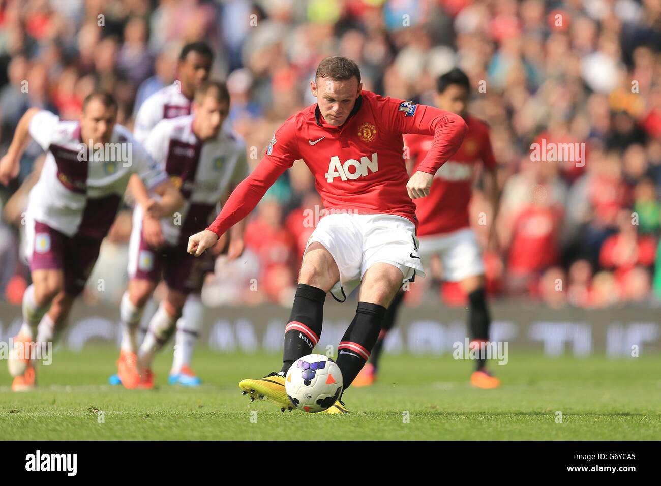 Manchester United's Wayne Rooney scores their second goal from the ...