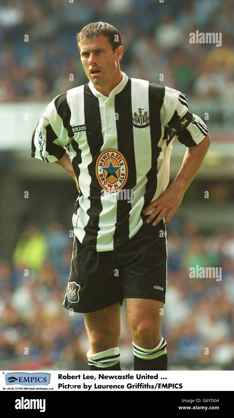 Robert lee newcastle united hi-res stock photography and images - Alamy