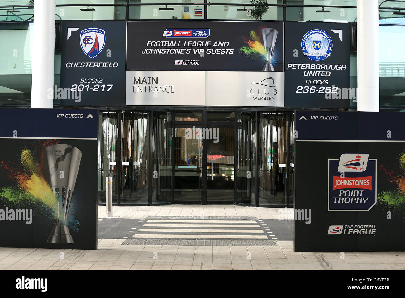 Johnstones paint trophy final hi-res stock photography and images - Alamy