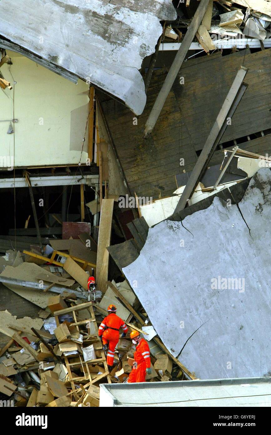 Factory explosion in Glasgow Stock Photo - Alamy