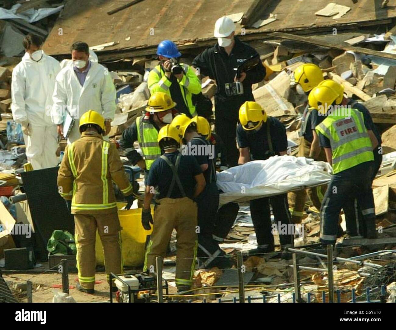 Factory explosion in Glasgow Stock Photo - Alamy