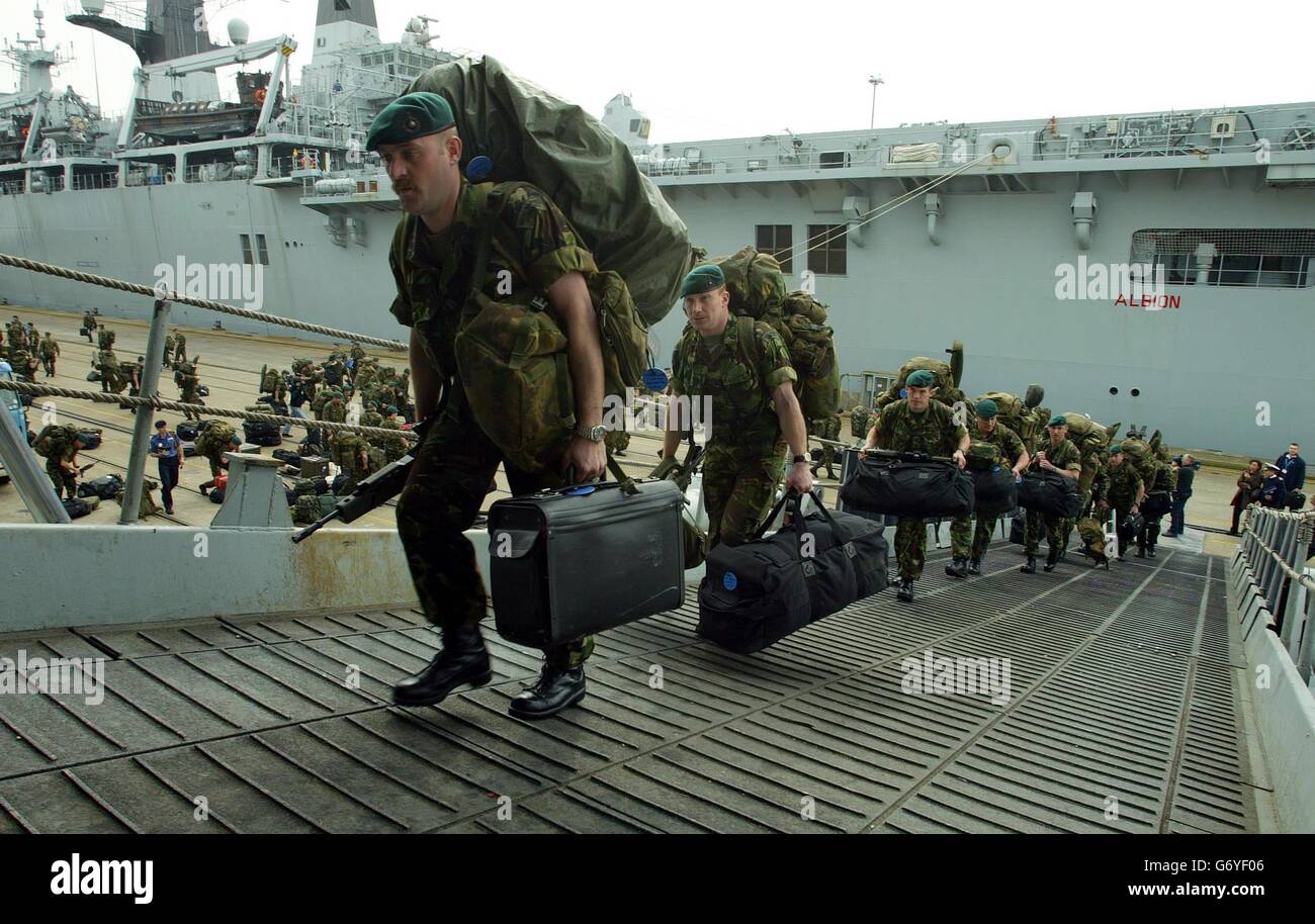 Royal Marines from 42 Commando join the helicopter ship HMS Ocean at ...