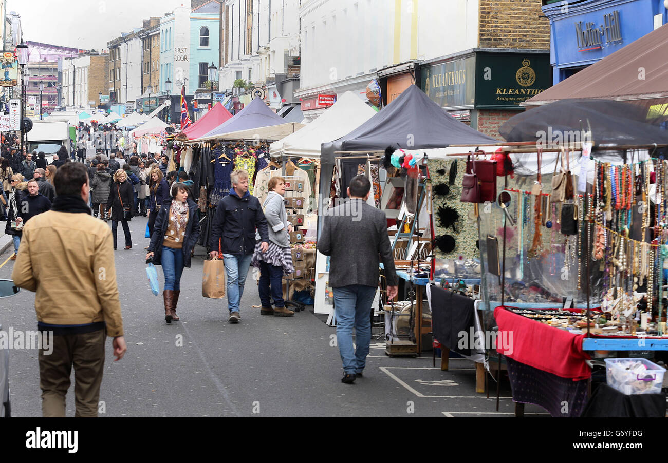 Stalls on portobello road in london hi-res stock photography and images ...