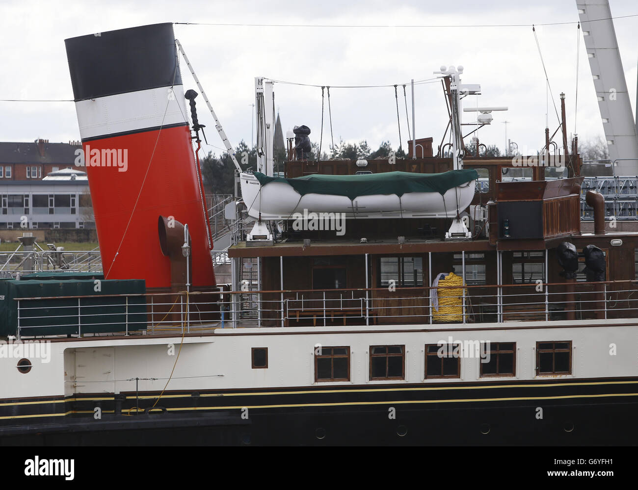 Waverley paddle steamer hi-res stock photography and images - Alamy