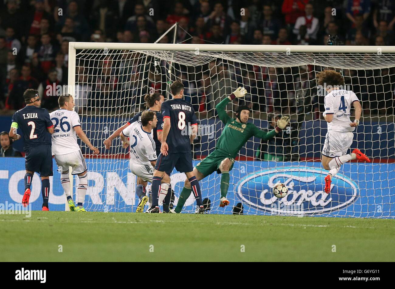 Soccer - UEFA Champions League - Quarter Final - First Leg - Paris ...