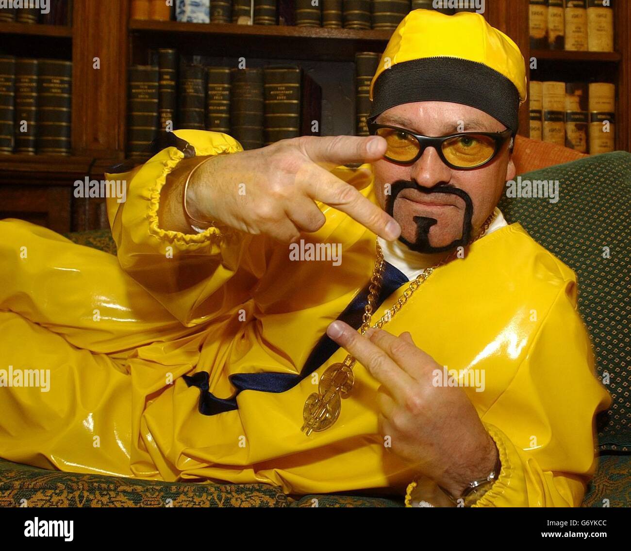 Alan Duncan dressed up as "Ali G Stock Photo - Alamy