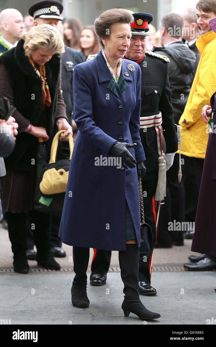 Princess royal arrives at aintree hi-res stock photography and images ...