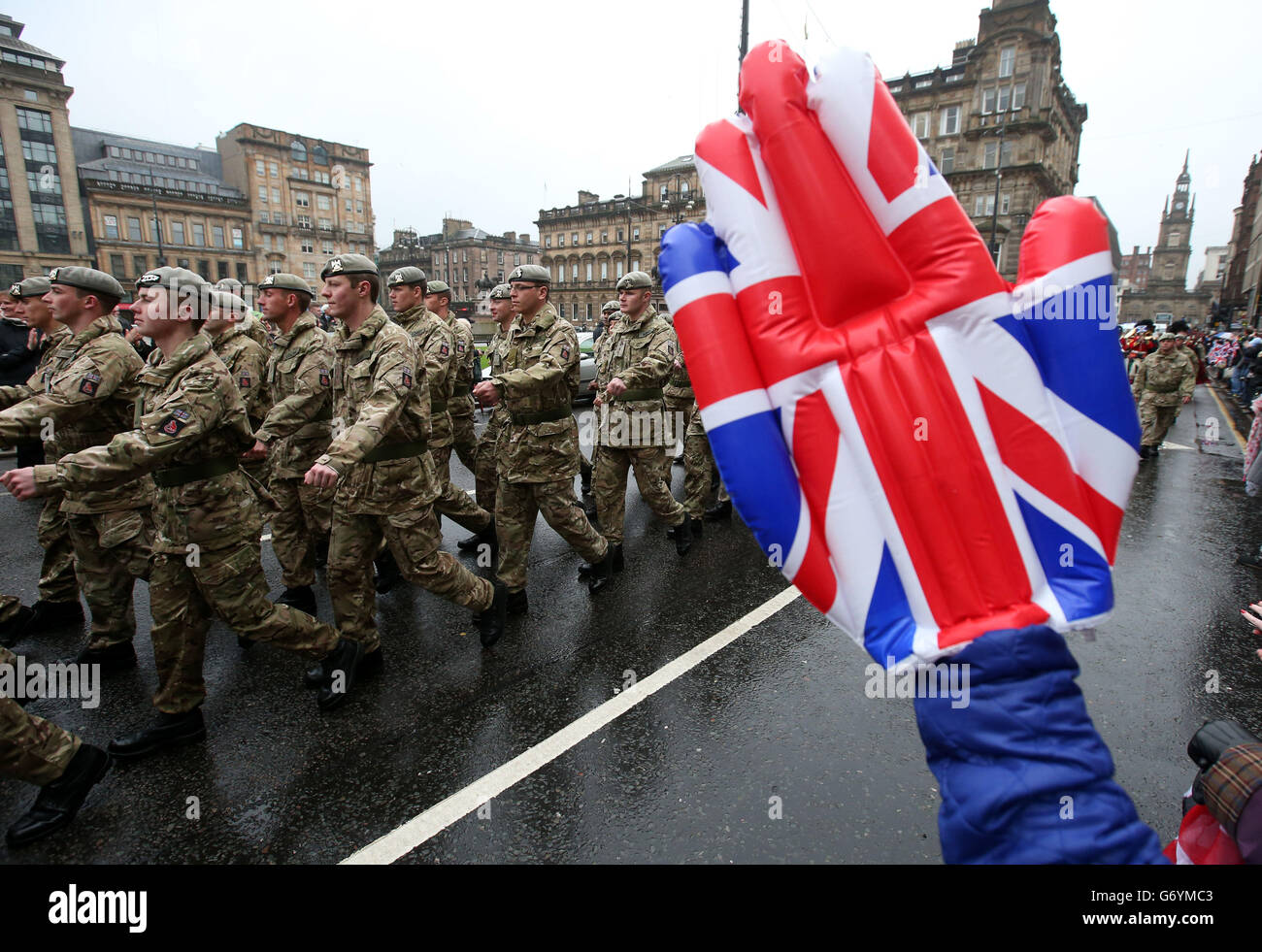 Royal Scots Dragoon Guards homecoming Stock Photo - Alamy