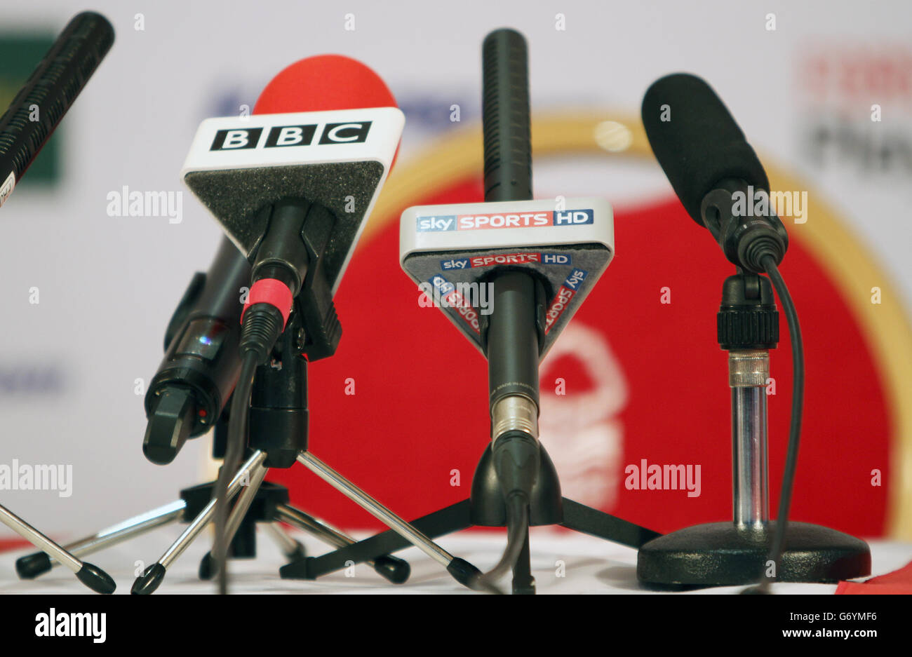Press conference microphones football hi-res stock photography and ...
