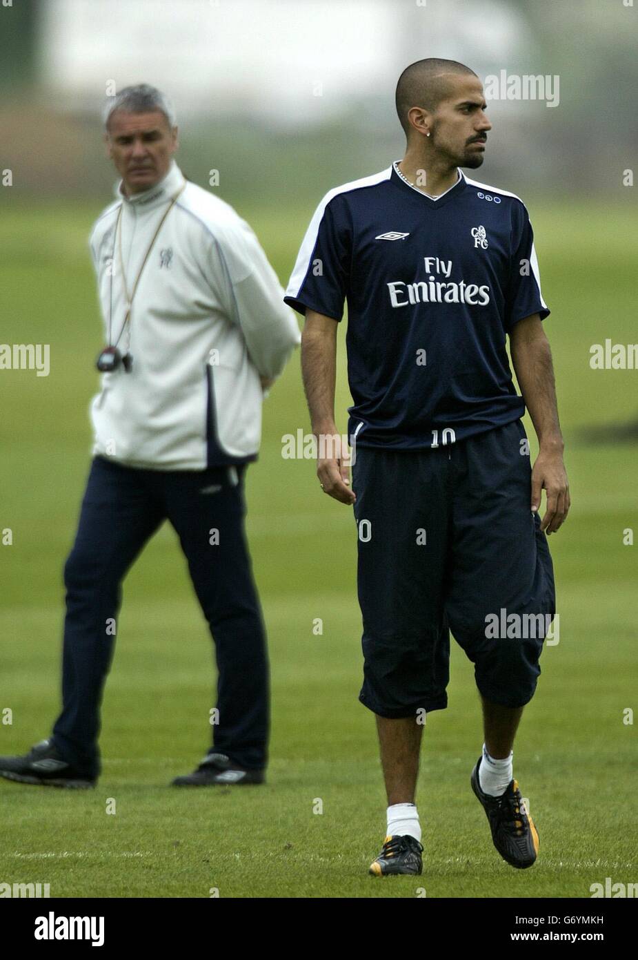 Juan Sebastian Veron Chelsea Training Stock Photo - Alamy