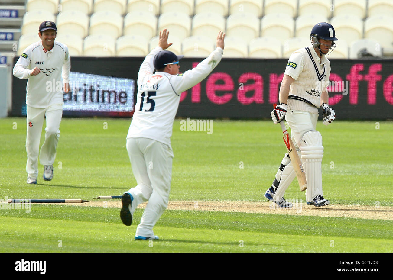 Middlesex eoin morgan hi-res stock photography and images - Alamy