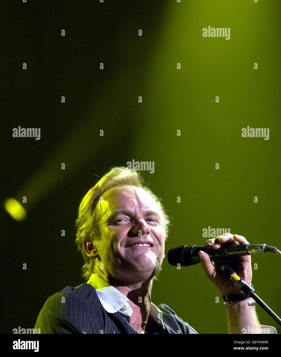 Showbiz music singer celebrity performing on stage singing sting hi-res ...