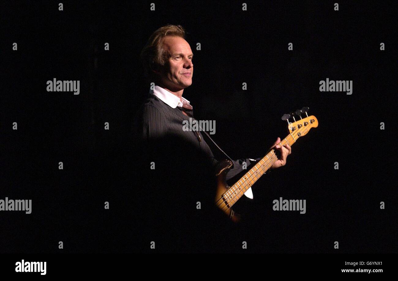 Sting singer hi-res stock photography and images - Alamy