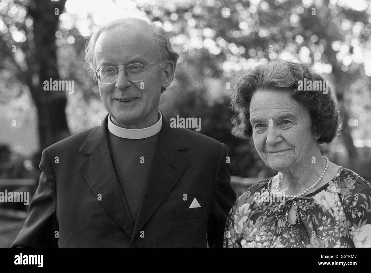 Dr donald coggan archbishop of canterbury hi-res stock photography and ...