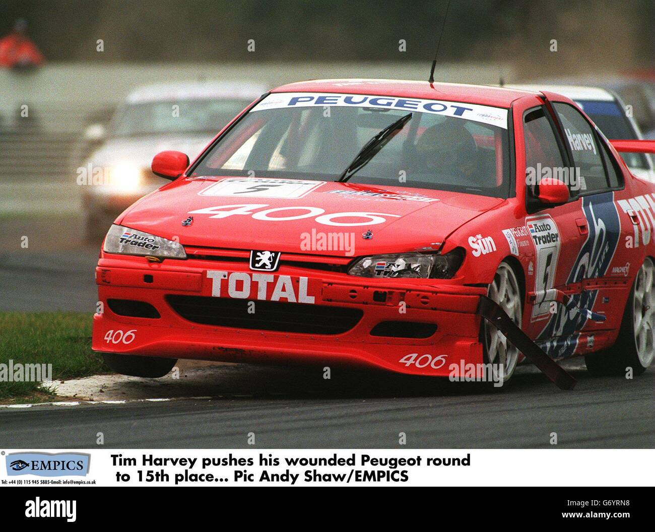 Tim Harvey pushes his wounded Peugeot round to 15th place Stock Photo ...
